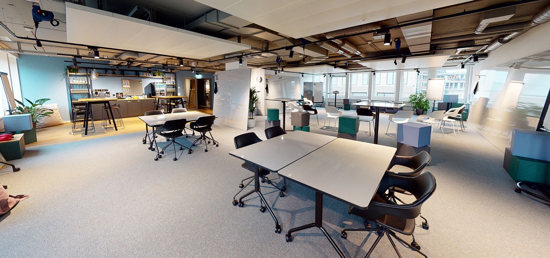 Large Space I - MemoxMemox Innovations AG